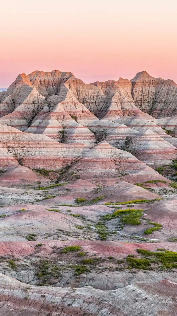 Sunset in Badlands National Park, South Dakota, United States - Sunset ...